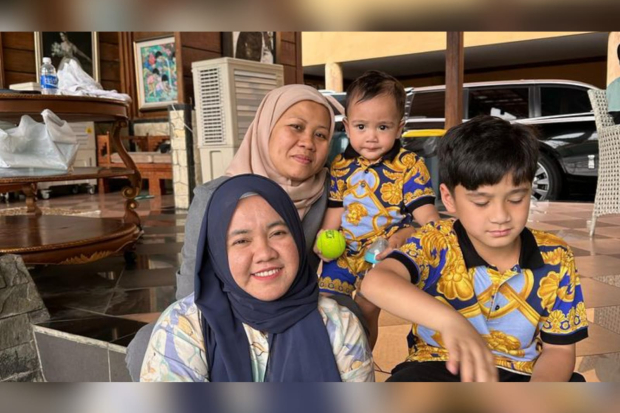 Profil dan Biodata Sus Rini: Asal, Umur, Pengasuh Rayyanza - Hits Katadata.co.id