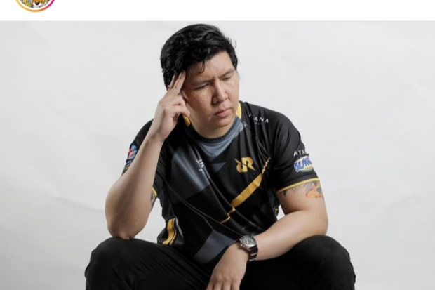 Profil dan Biodata Windah Basudara: Agama, Umur, Asal, Pacar, YouTube - Hits Katadata.co.id