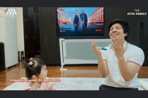 Resmi, Aurel Hermansyah dan Atta Halilintar Umumkan Hamil Anak Kedua - Hits Katadata.co.id