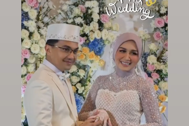 Profil dan Biodata Dine Mutiara: Umur, Bisnis, Istri Sahrul Gunawan ...