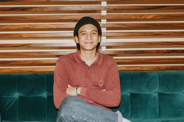 Profil dan Biodata Phum Viphurit: Umur, Pacar, IG, Penyanyi Thailand - Hits Katadata.co.id