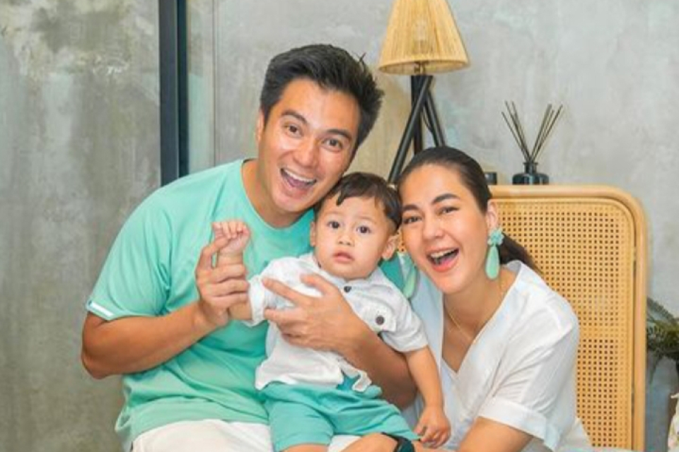 Klarifikasi Baim Wong Batal Berangkat Haji Tahun Ini - Hits Katadata.co.id