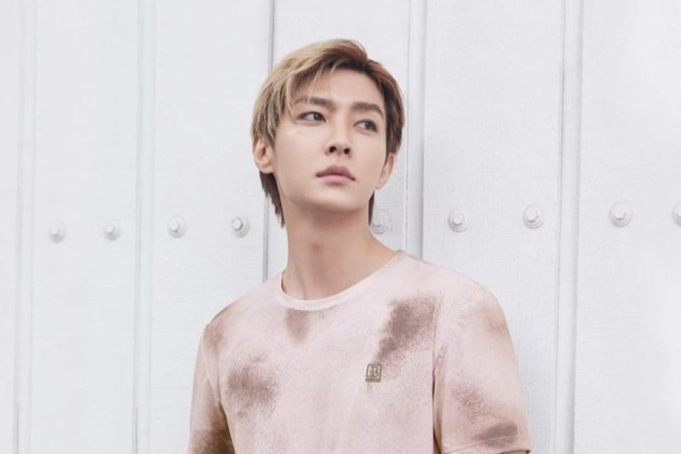 Profil dan Biodata Aaron Yan: Umur, Pacar, Akun IG, Kontroversi - Hits ...