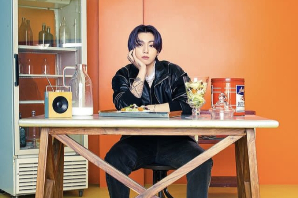 Klarifikasi Big Hit Music Usai Diprotes Soal Jungkook BTS di MV Seven ...