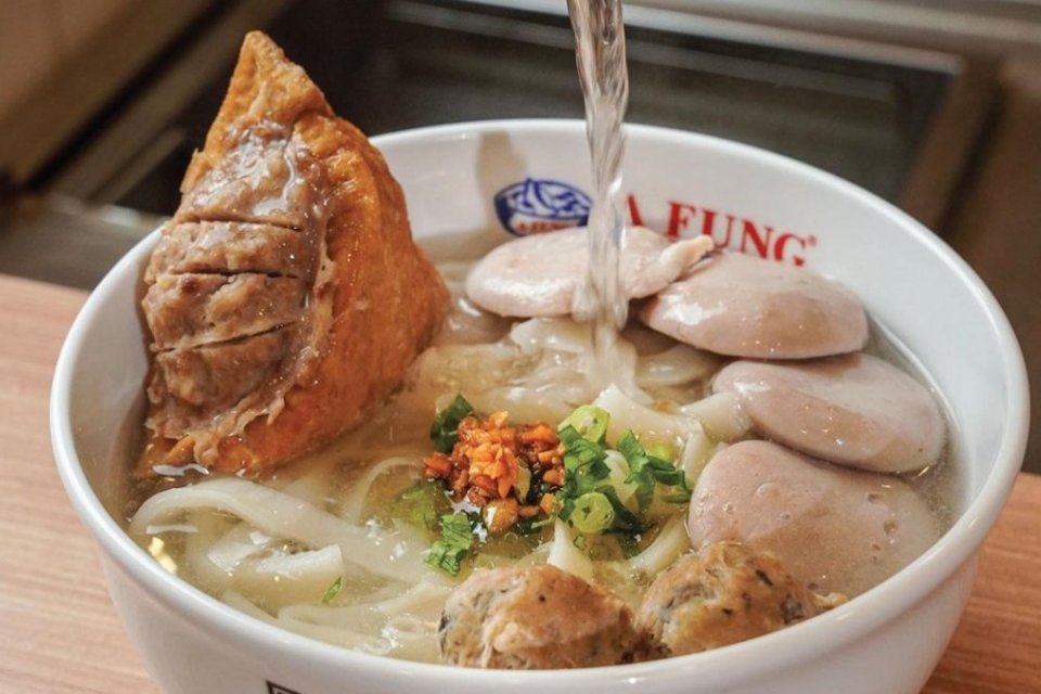 Profil Baso A Fung, Restoran Bakso Halal yang Tengah Viral - Profil ...