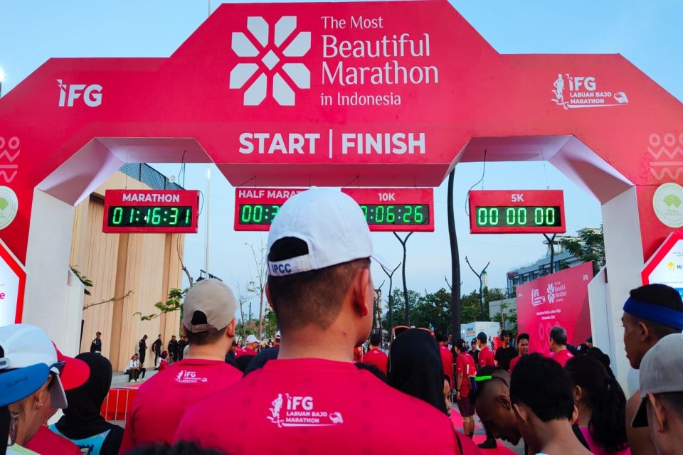 IFG Labuan Bajo Marathon Sumbang Lebih dari Rp 21 Miliar untuk Ekonomi Daerah - Makro Katadata.co.id