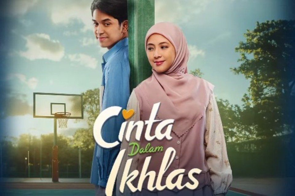 Sinopsis Film Cinta Dalam Ikhlas yang Diadaptasi dari Novel Karya Abay Adhitya - Varia Katadata ...