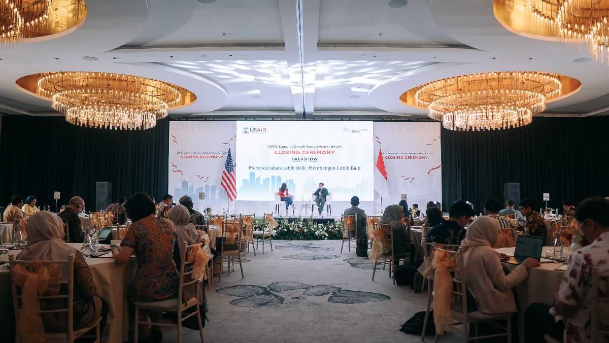 Speakers Arrangement | Katadata Advertising